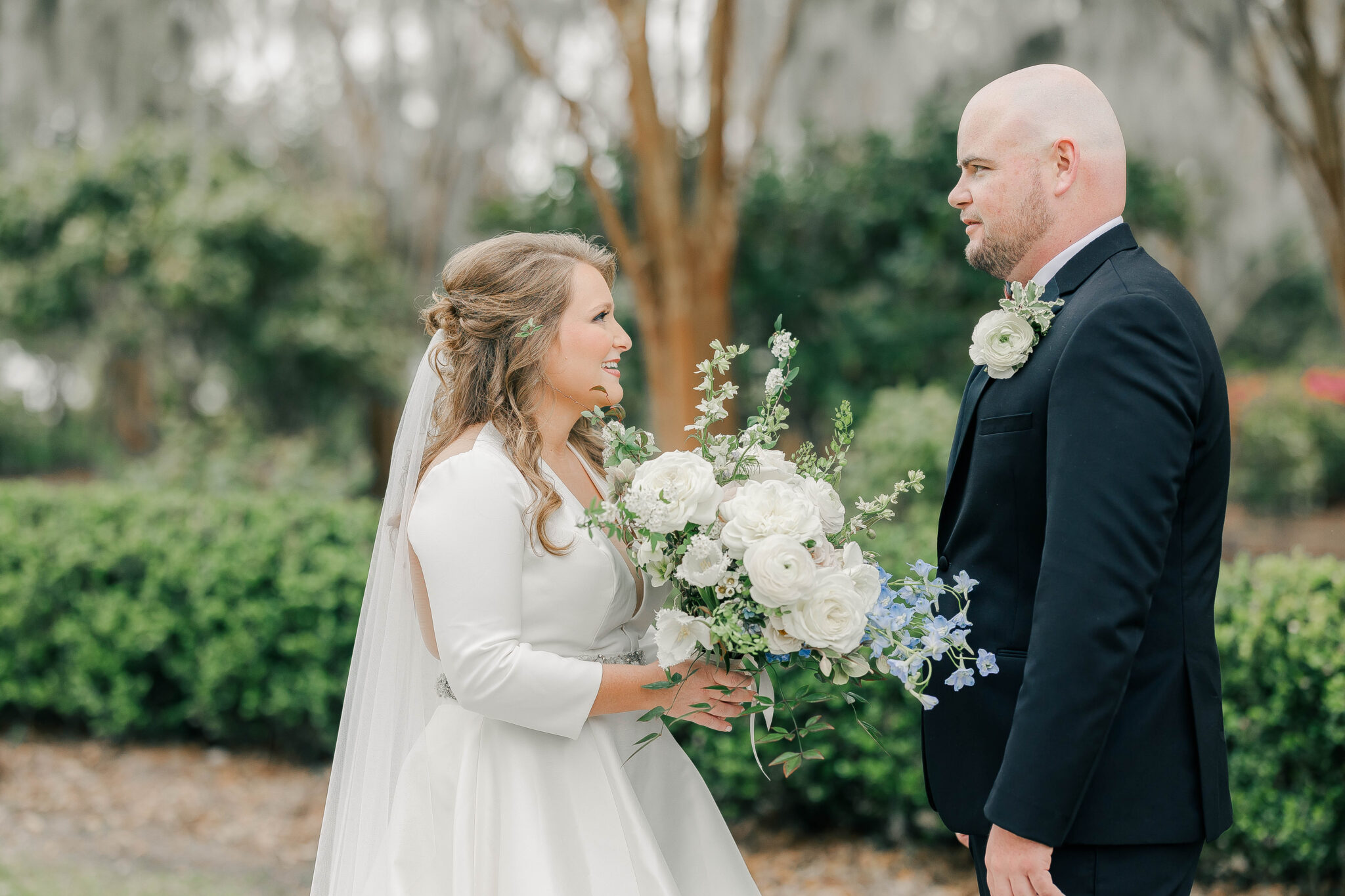 A Spring Boone Hall Wedding - Madison Banks Photography