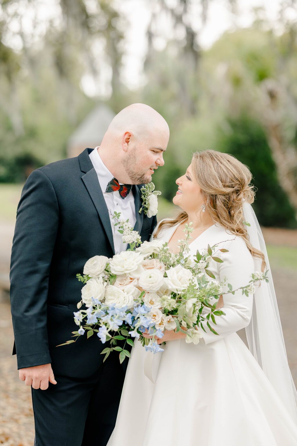 A Spring Boone Hall Wedding - Madison Banks Photography